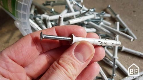 Tout savoir sur la Cheville à Frapper - Bricolage Facile