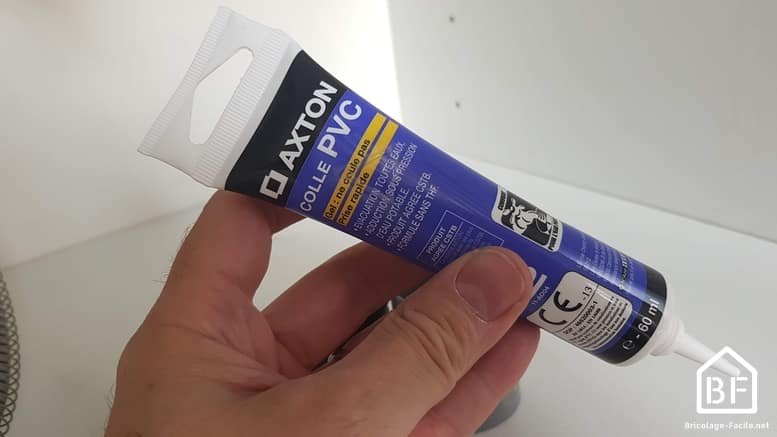 Colle PVC : tout savoir sur cette colle spéciale - Bricolage Facile