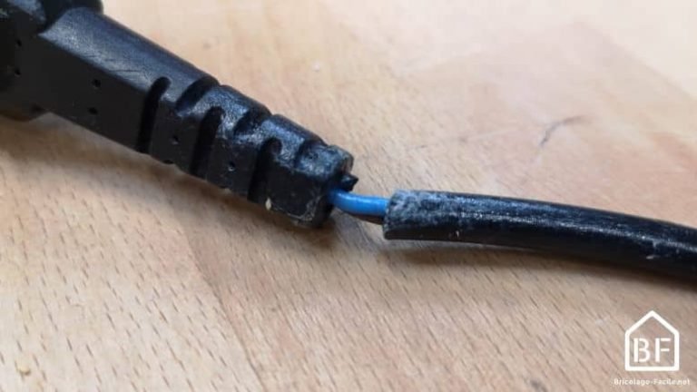 Comment réparer un câble d'alimentation électrique